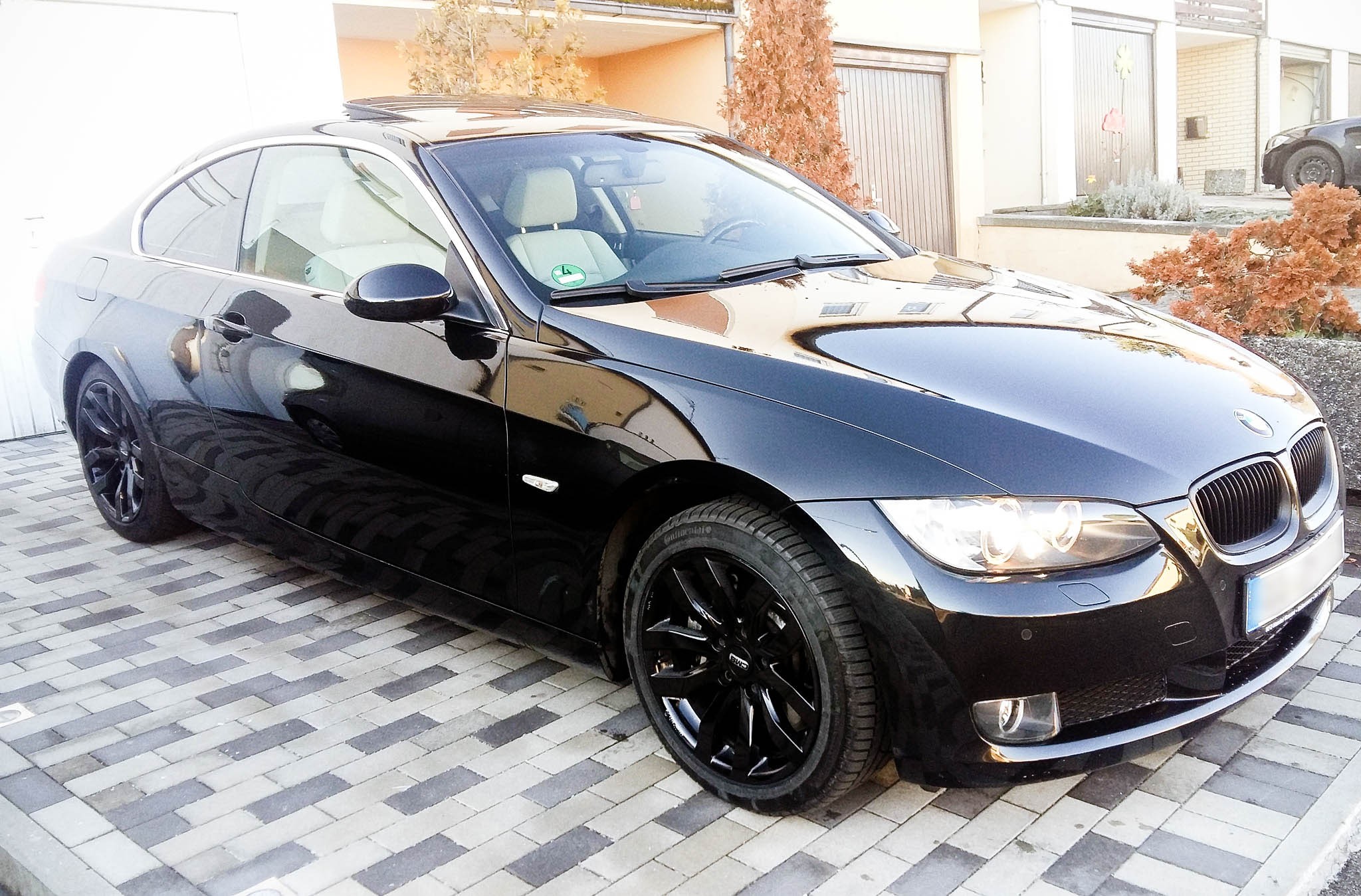 CMS C22 complete black glossy 6.5x16 ET40 - LK5/114.3 ML67.1 | Felge ...